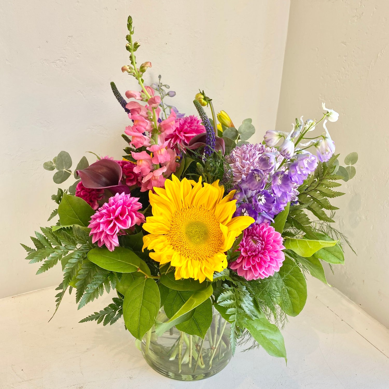 How to Choose the Perfect Vase for Your Flowers – Oleander Floral Design